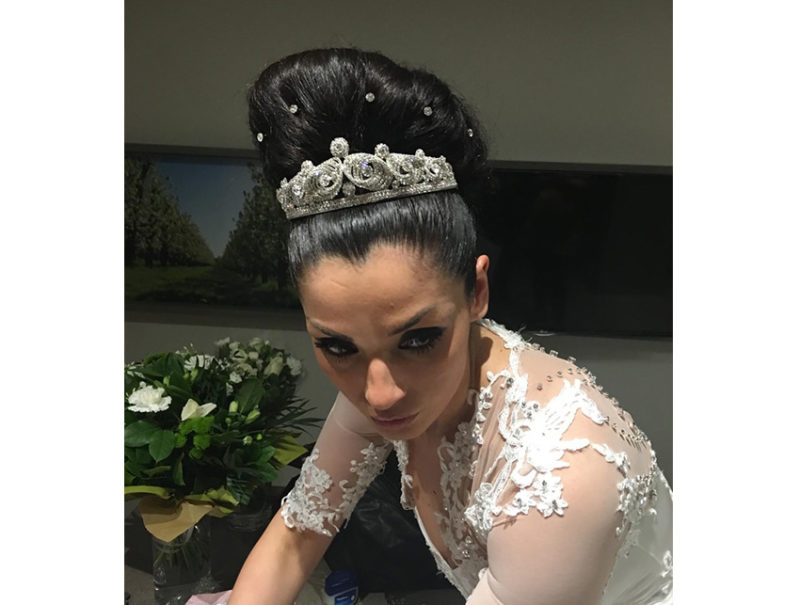 coiffure afro bruxelles - Adèle Simo - défrisage américain lissage coiffeur